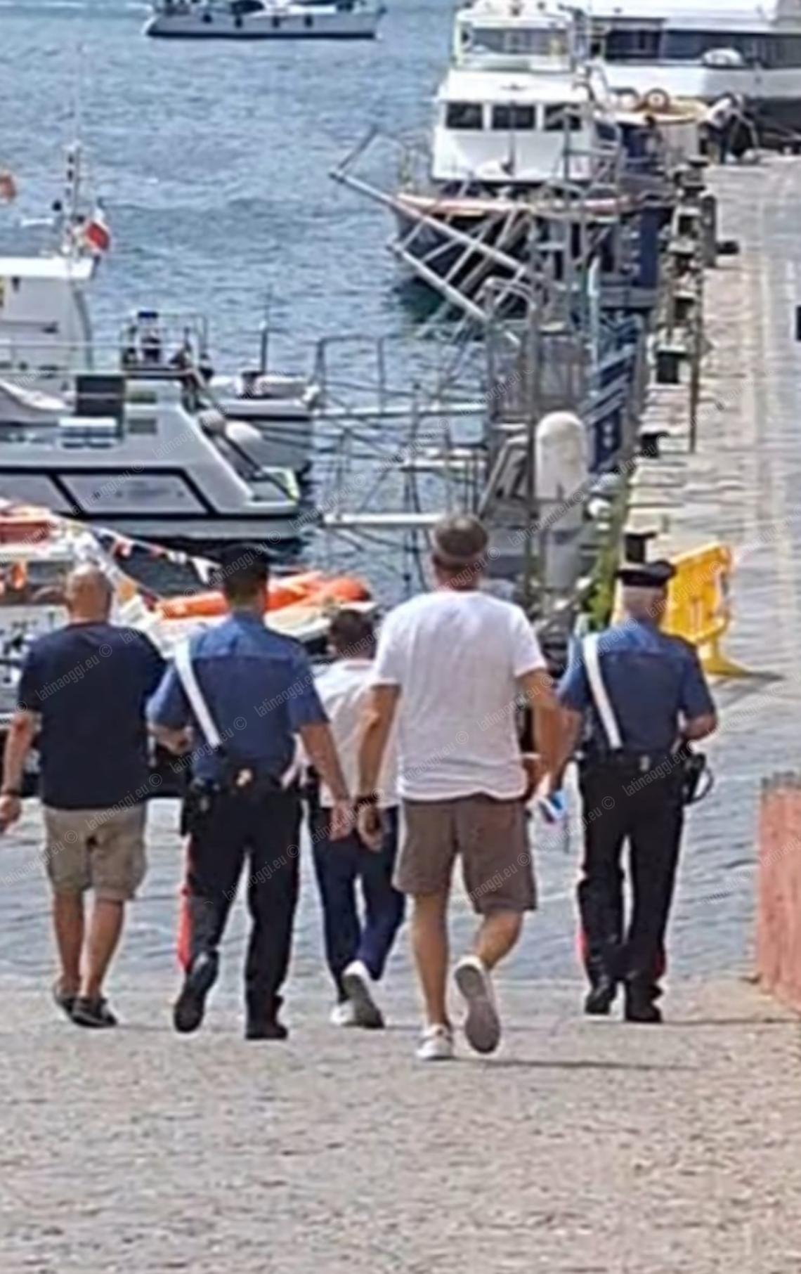 Ponza, intasca la mazzetta, arrestato - Latina Oggi
