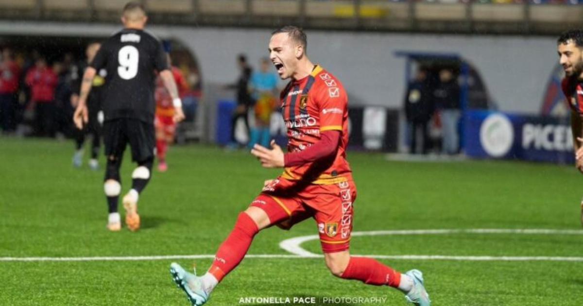 Latina, ecco Sevo Ciko, talentuoso centrocampista - Latina Oggi