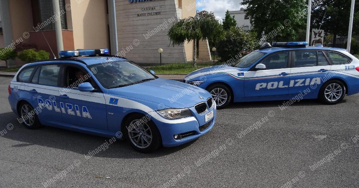 La polizia stradale intercetta e recupera un'auto rubata - Latina Oggi