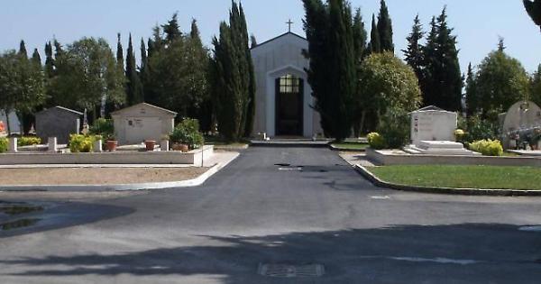 Cimitero di via Strampelli, le informazioni del Comune per la ...