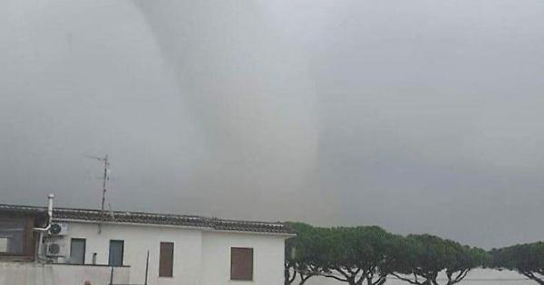 Tromba d'aria tra Sabaudia e Terracina, danni e disagi - Foto 1 di 2 - Latina Oggi