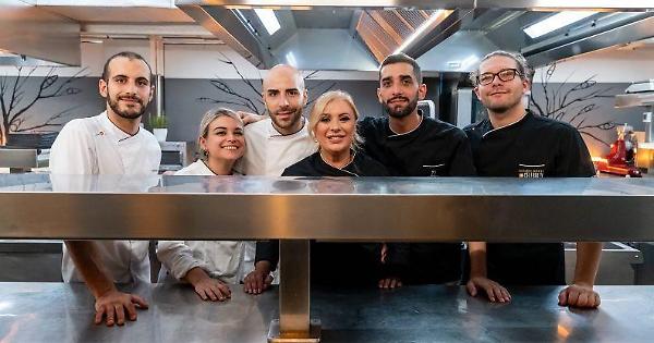 Celebrity Chef, Borghese mette il pontino Simone Di Matteo contro Tina ...